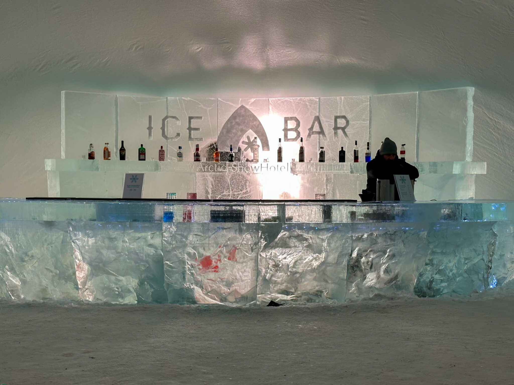 What it's REALLY like to sleep in an ice hotel in Finland - Organized ...